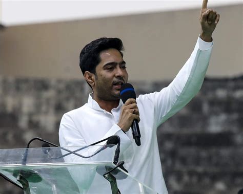 Cbi Examines Tmc Mp Abhisheks Wife In Coal Pilferage Case