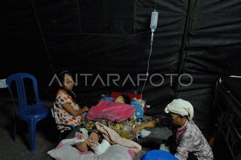 Gempa Sumbar Antara Foto