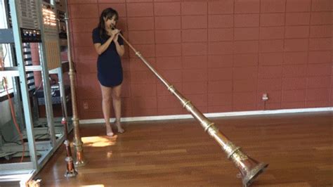 Lucy Purr Blows 3 Sizes Of Tibetan Horns Mp4 1080p The Inflation