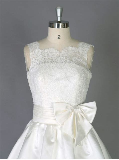 Homecoming Dresses White Homecoming Dresses A Line Sleeveless Scalloped Edge Zippers Lace Mini