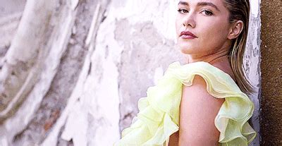 Florence Pugh For Valentino Beauty Tumbex