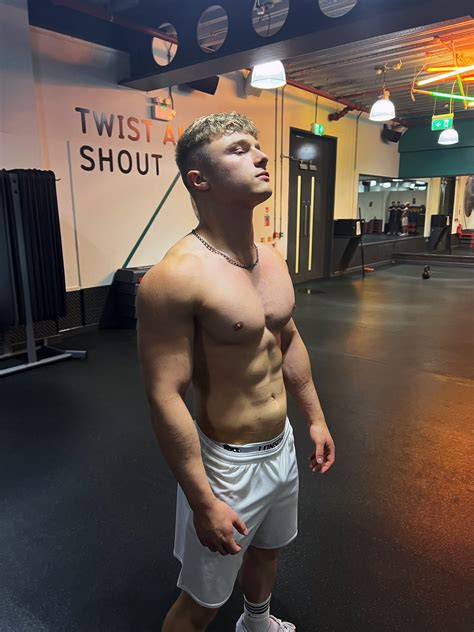 Jordan James On Twitter From Serious To Silly Https T Co O Asqrryjj Twitter