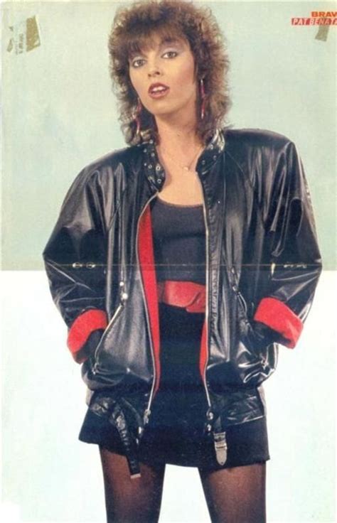40 Fabulous Photos Show Fashion Styles Of Pat Benatar In The Late 1970s