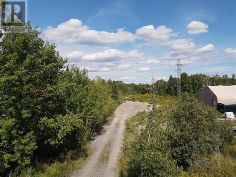 For Sale 2652 Part 1 Lasalle Boulevard Sudbury Ontario P3a4r7