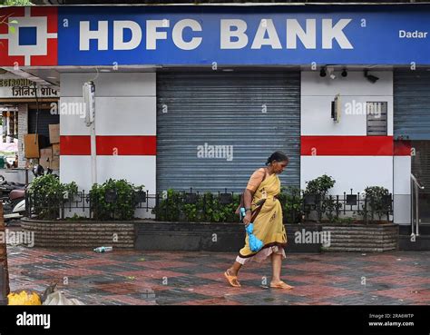 Hdfc Bank Logo Hi Res Stock Photography And Images Alamy