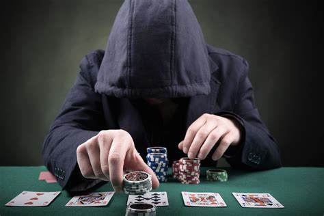 215 Milliót Nyert A Magyar Pókerjátékos Bujtás László Life