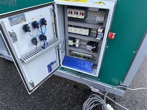 Mayer 6160 Big Bale Dosing Bunker • Duijndam Machines