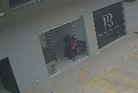 Homem é Preso Por Tentar Matar A Ex E Atual Namorado Dela