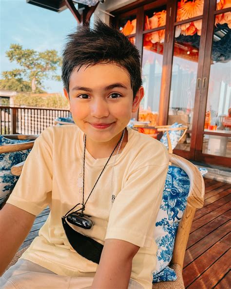 Jarang Nongol Di Layar Kaca 8 Potret Carissa Putri Yang Makin Bahagia