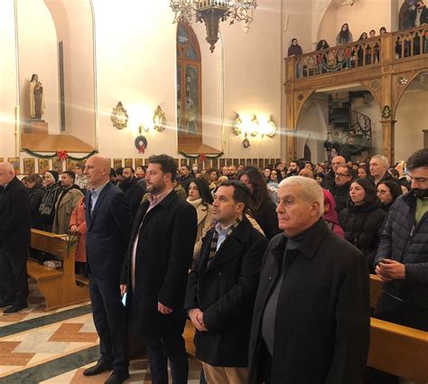 კათოლიკური ეკლესია ქრისტეშობას დღესასწაულობს Ge