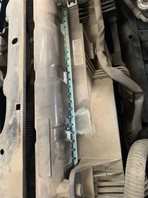 자동차 라디에이터 냉각수 누수 관련 지식in