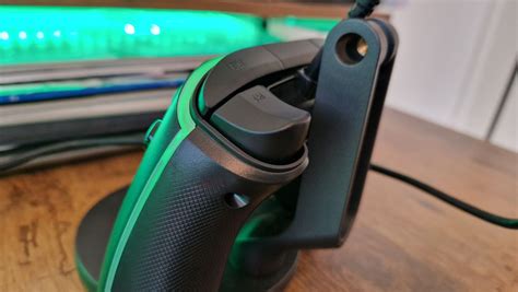 Powera Advantage Controller Review Someone Put Rgb Eyeliner On A Controller Gamesradar