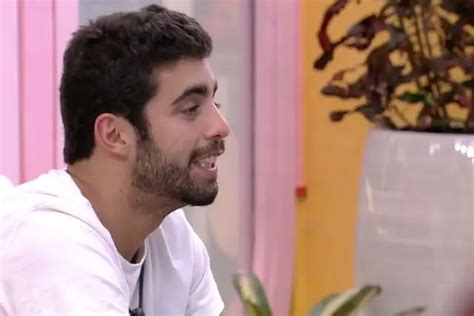 Bbb22 Pedro Scooby Se Irrita Com Arthur Aguiar Após Briga Ofuxico