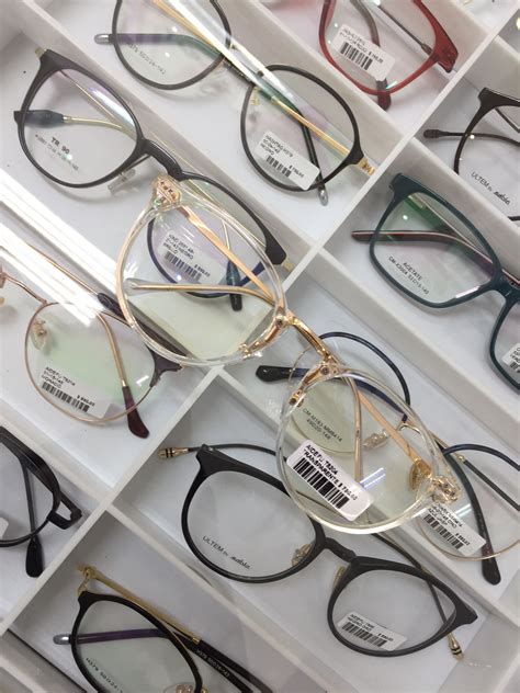 Glasses In 2024 Eyeglass Stores Glass Store Optician