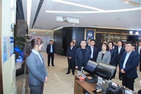 市市场监管局召开“商业综合体监管一件事”现场推进会消费工作会议