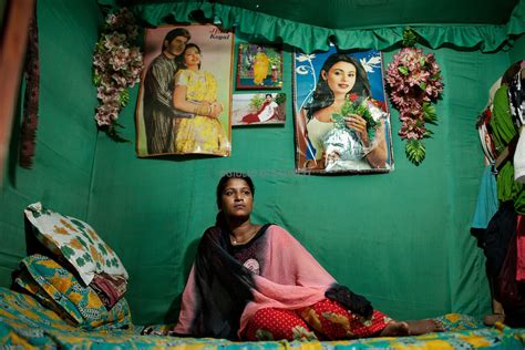 BANGLADESH BROTHEL CITY Images Giulio Di Sturco Archive