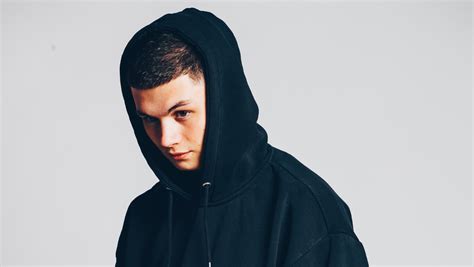 Nezzy Unleash A New Track Snowfall From Upcoming Debut Album