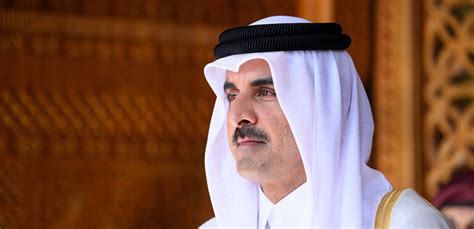 أمير قطر يبحث مع هنية جهود وقف إطلاق النار في غزة