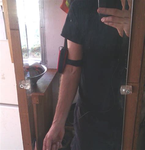 Arm Pouch 3 Steps Instructables