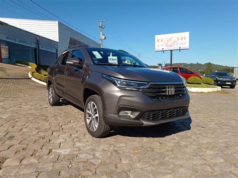 STRADA 1 3 VOLCANO CD 8V FLEX 4P MANUAL 2025 FLORES DA CUNHA Carros