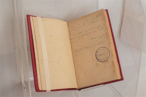 Diez Piezas Que Puedes Encontrar En La Exposición Sobre César Vallejo