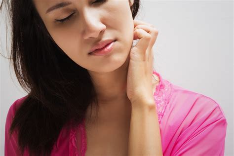 Pinched Nerve In The Neck Symptoms Orthoindy Blog