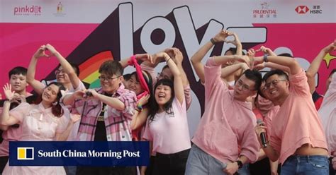 Crowds Flock To Hong Kongs First Outdoor Lgbtq Festival Pink Dot Since