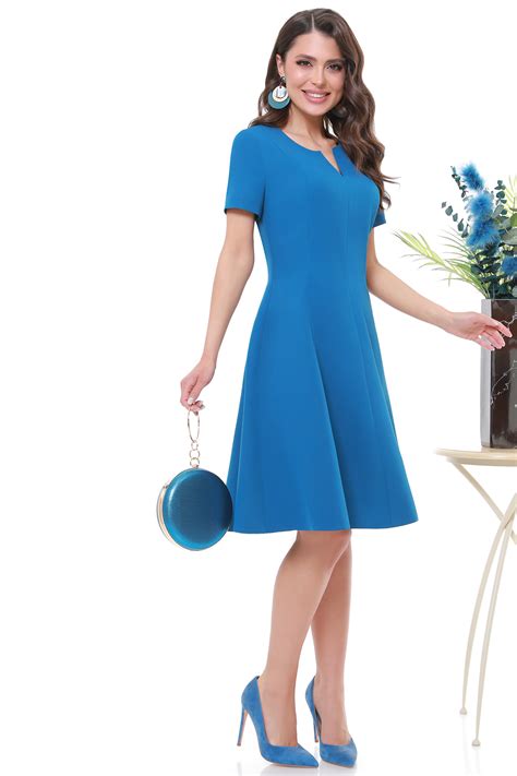 Купить Платье синее с V образным вырезом по цене 1 875 ₽ арт П 3983 0017 03 Dstrend