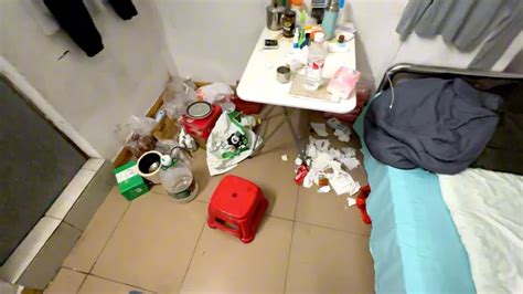 小伙把出租屋搞得跟垃圾场一样，真怕房东来个《提灯定损》 Youtube