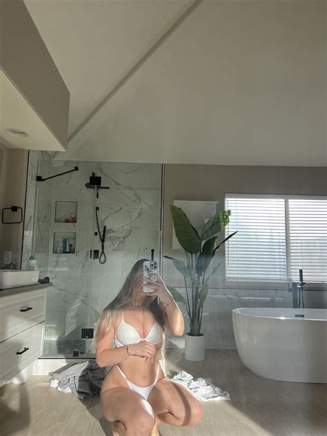 Azra😳 On Twitter Twitchtvazra Live