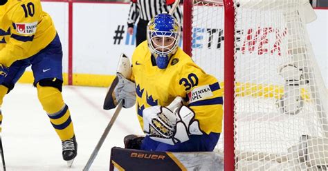 Whale Land International Star Emma Soderberg The Hockey News Womens