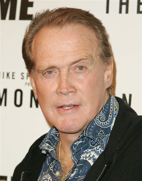 La Star De Lhomme Qui Valait Trois Milliards Lee Majors A Retrouvé L