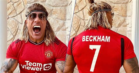 Dwayne Johnson The Rock Si Traveste Da David Beckham E Lex