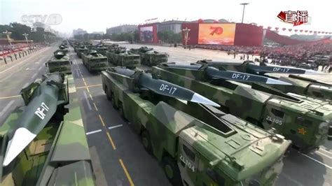 国庆阅兵！人民军队热血武器装备大起底！ 哔哩哔哩