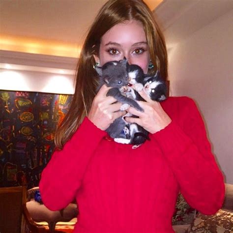 EGO Marina Ruy Barbosa acha gatinhos na rua e pede ajuda para adoção notícias de Bichos