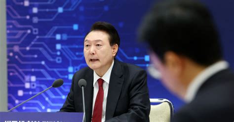 尹 Ai로 반도체 신화 2막 열겠다 Ai 3대 국가로 도약