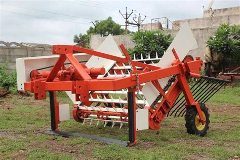 Groundnut Digger Cum Separator Machine At ₹ 180000 Piece Peanut Digger In Tiruchirappalli Id