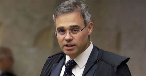 Mendonça Pede Vista E Adia Julgamento Sobre Porte De Drogas No Stf