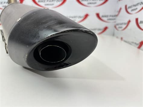 Rh Exhaust Muffler Yamaha Yzf R1 R1 04 06 5vy 14720 00 Bike Part Out