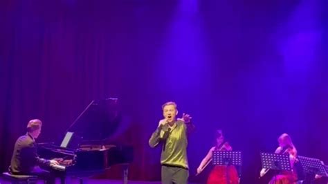 Fragment koncertu Sto lat polskiej piosenki z Filharmonią Futura