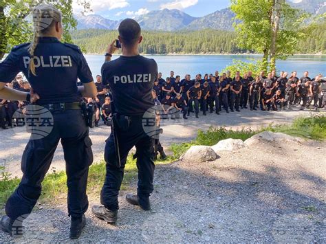 Университетско проучване за расизма в полицията предизвика скандал в Германия Утро