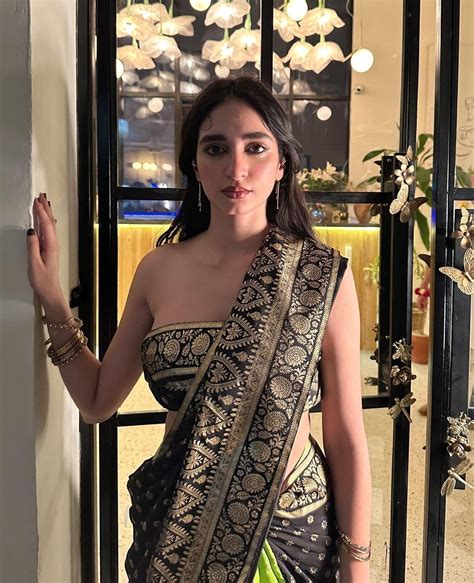 Bold Pictures Of Noori From Jhok Sarkar Reviewit Pk