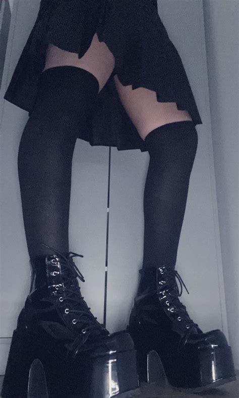 Looking For A Girl To Goon With And More 💕 Im A Lesbian Trans Girl