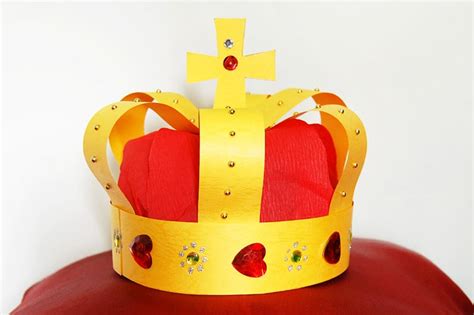 15 Super Fun Paper Craft Tutorials