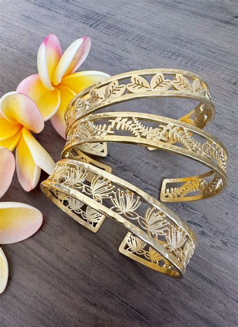 Uluhe Fern Papahānaumoku Cuff Tidepoollove