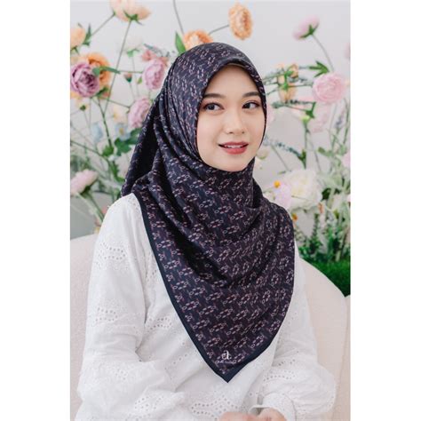 Tudung Bawal Satin Silk Bidang 46 50 55 Monogram And Majestic Series