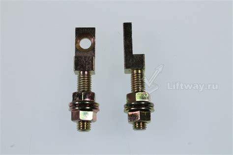 ВЕРХНЕЕ КРЕПЛЕНИЕ СТВОРКИ К КАРЕТКЕ, ДЛИНА 40 MM (комплект 2 шт) Fermator