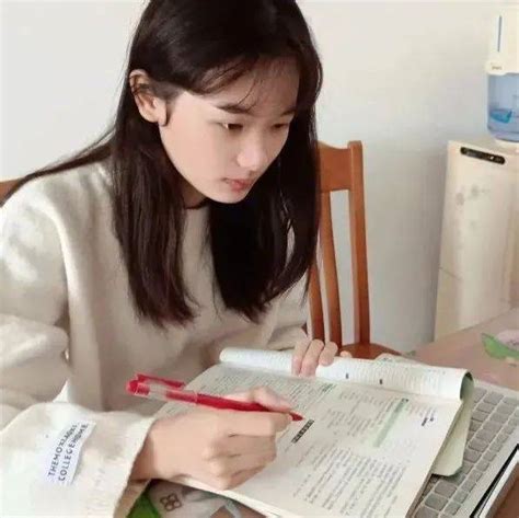 “红色领航，春风化雨”蛟河团市委联合吉林建筑大学“学习筑梦”云支教团2021年四期团队成员风采展示篇（二）组组长高分子材料