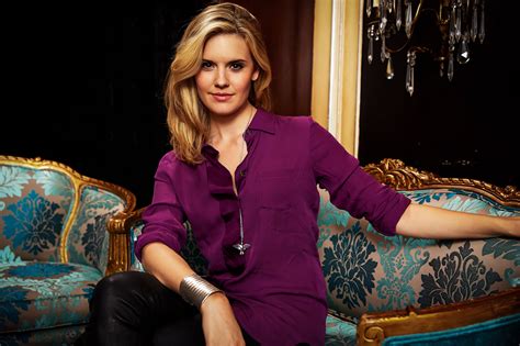 2048x1365 Maggie Grace Hd Wallpaper Rare Gallery