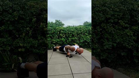 Pompe Avec Poignée Prise Neutre Et Large VidÉo Papa Muscle